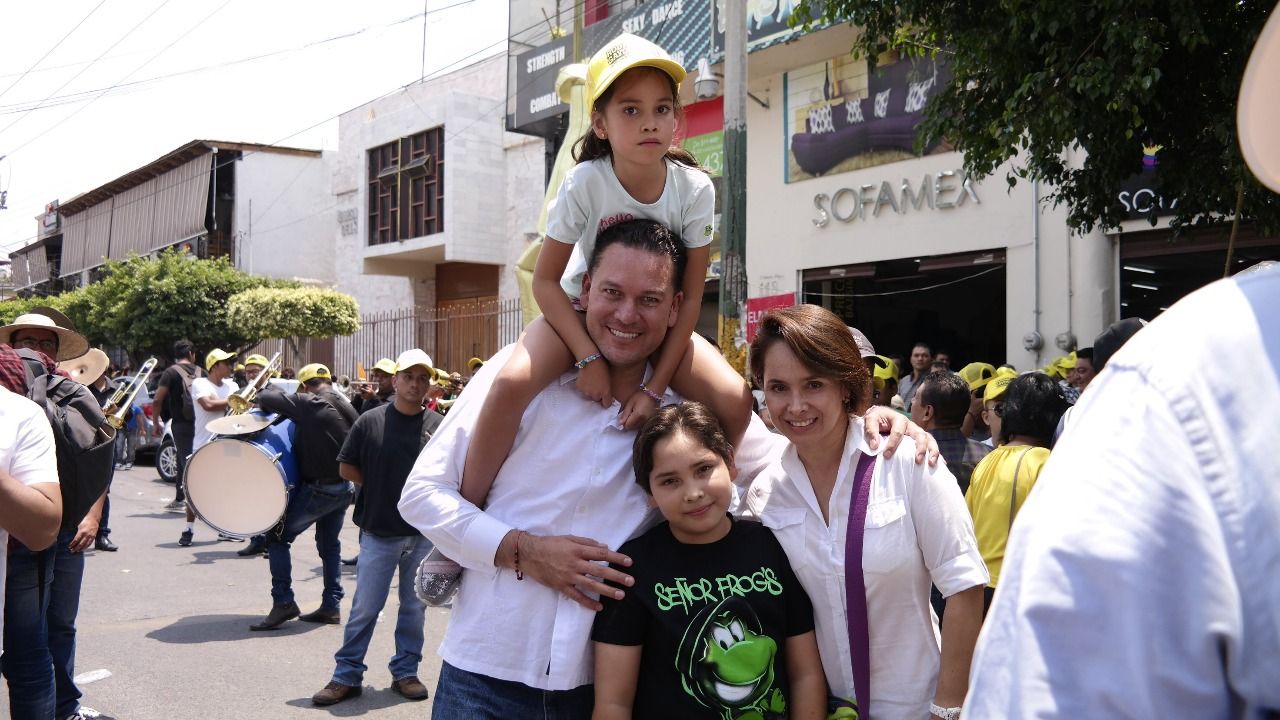 Jubilación dorada para esposa de Yáñez - 24 Morelos